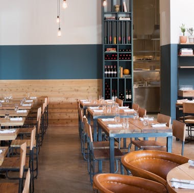 Where To Eat & Drink With Out-Of-Towners - Austin - The Infatuation