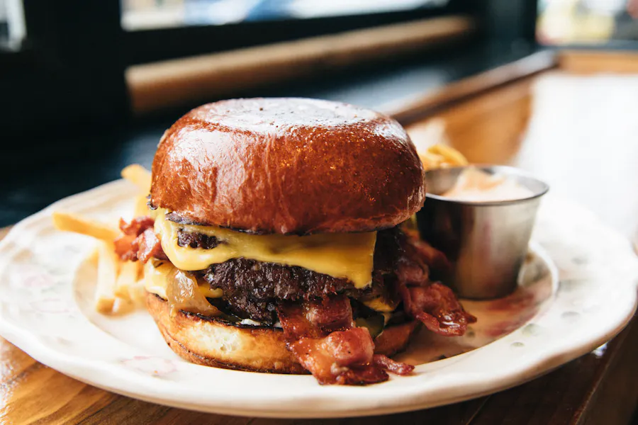 The Chicago Burger Power Rankings - Chicago - The Infatuation