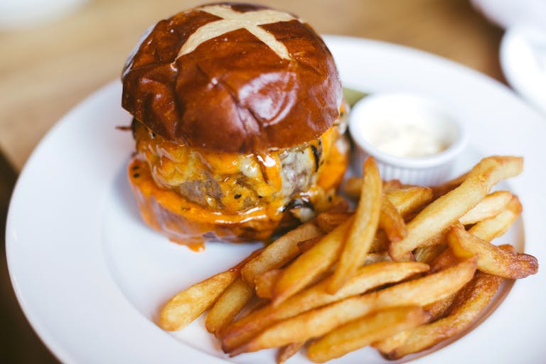 The 20 Best Burgers In NYC - New York - The Infatuation