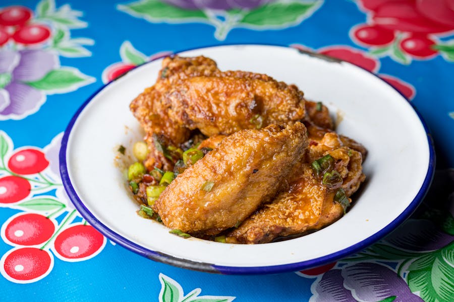 10 Great Chicken Wing Spots In LA - Los Angeles - The Infatuation