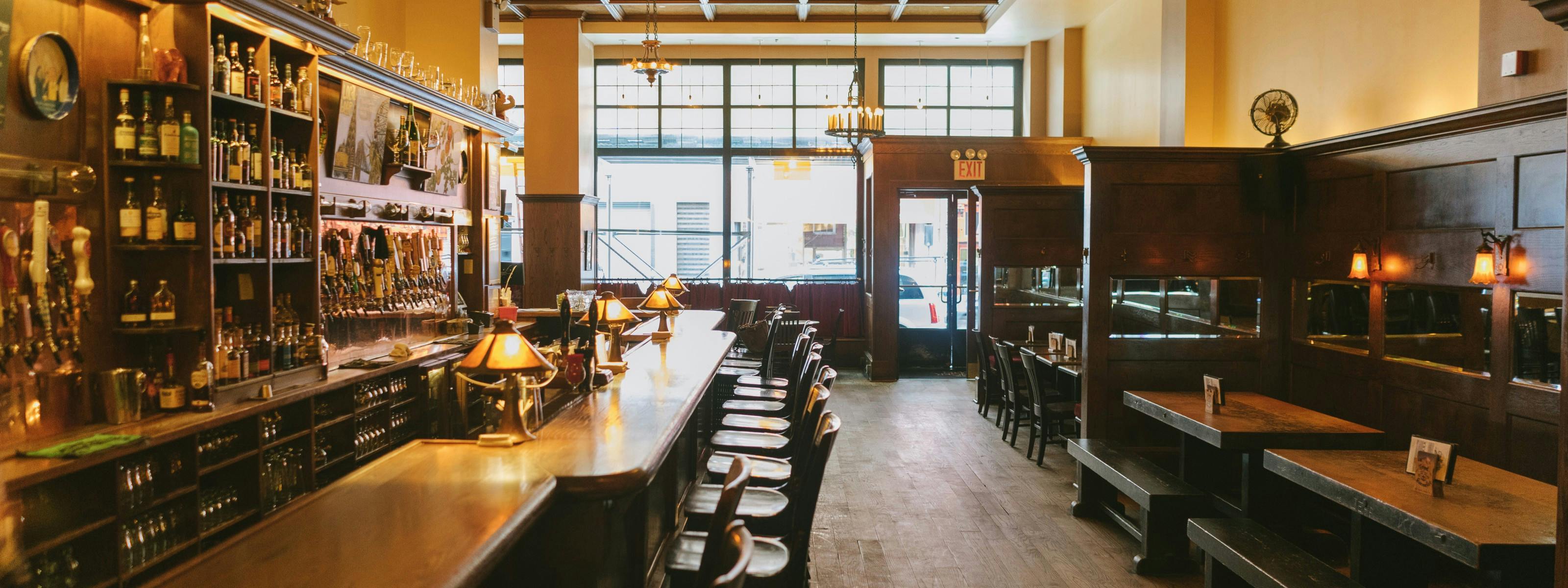 The Long Room - Midtown - New York - The Infatuation