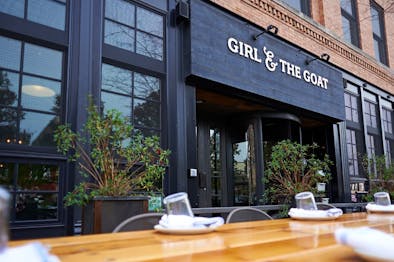 The Best Chicago Walk-In Only Restaurants For When You Didn’t Make A ...