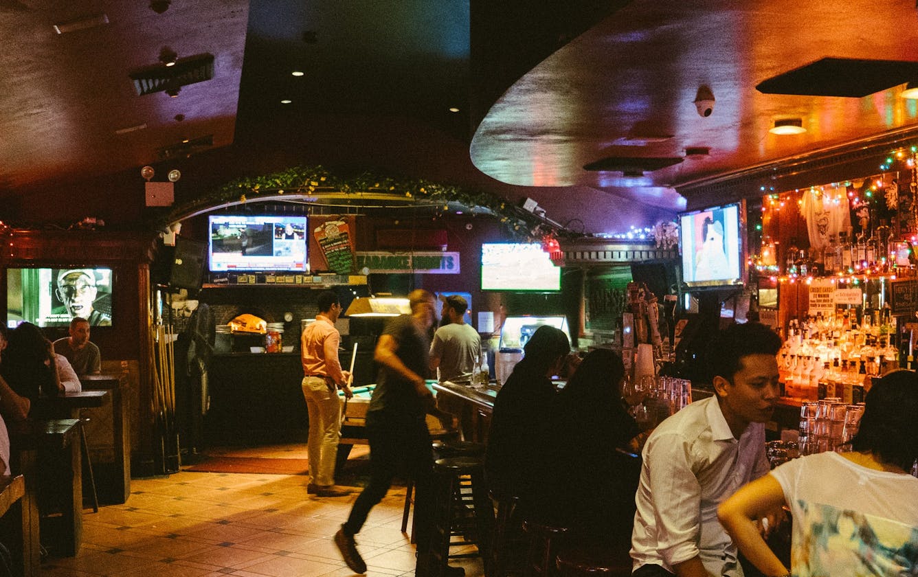 Alligator Lounge - Williamsburg - New York - The Infatuation