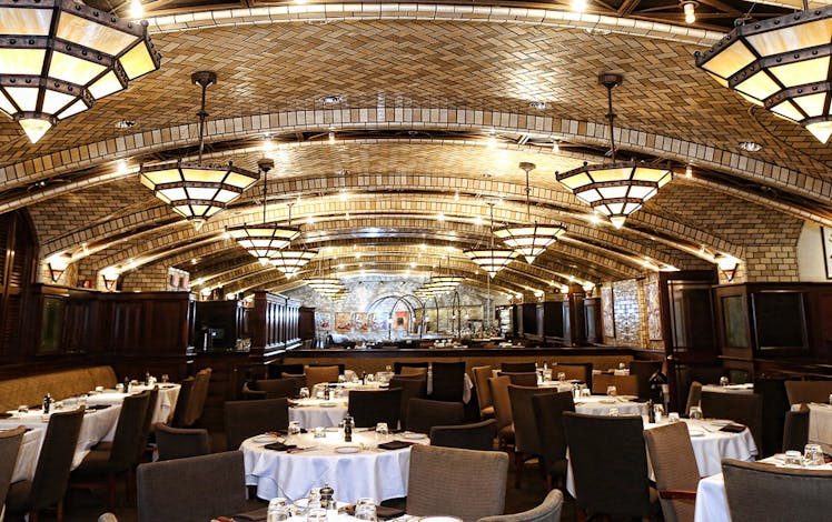 Chops Lobster Bar - Buckhead - Atlanta - The Infatuation