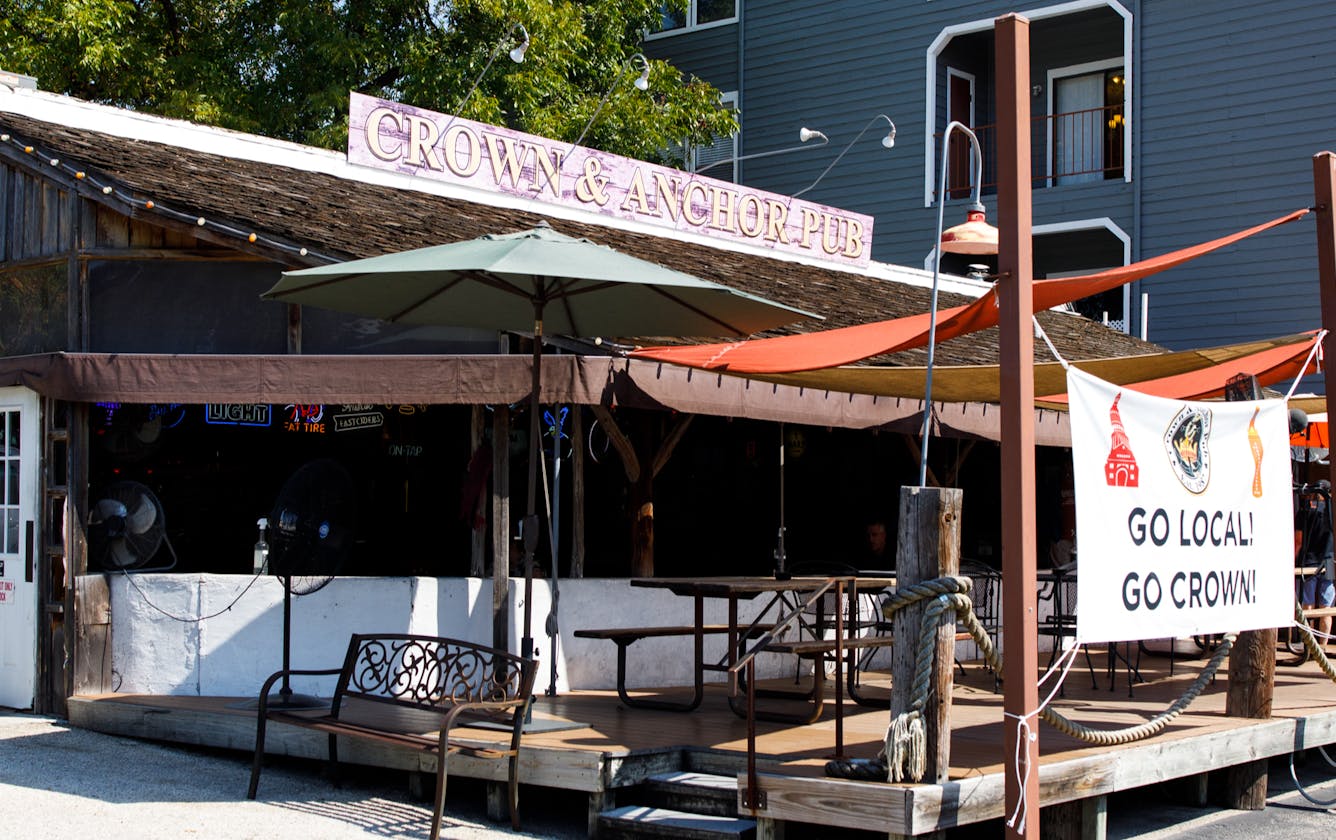 Crown & Anchor Pub - Campus - Austin - The Infatuation