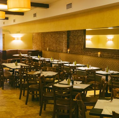 14 Casual Spots For An Easy Dinner Outside - New York - The Infatuation