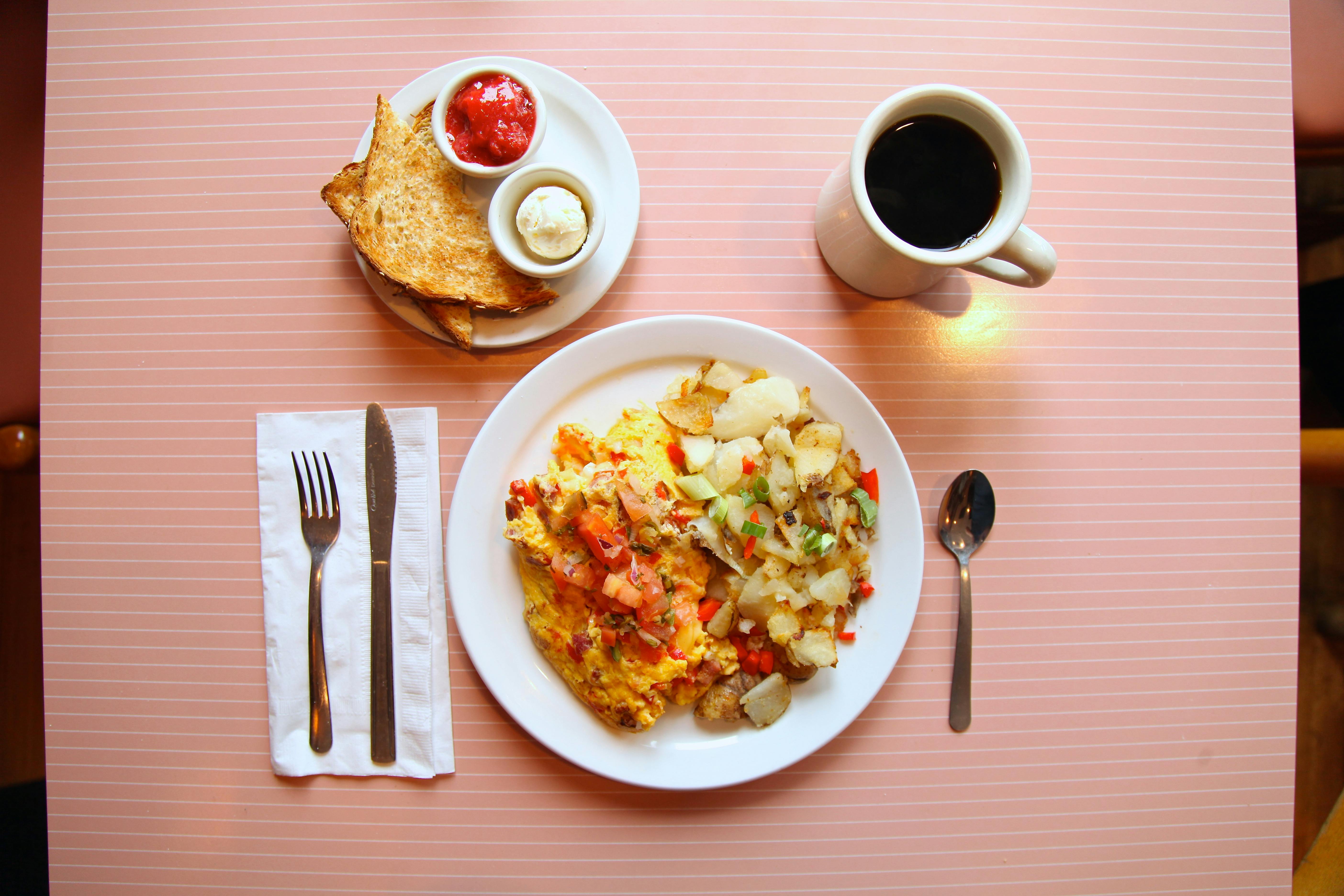 The Breakfast Club & Grill - River West - Chicago - The Infatuation