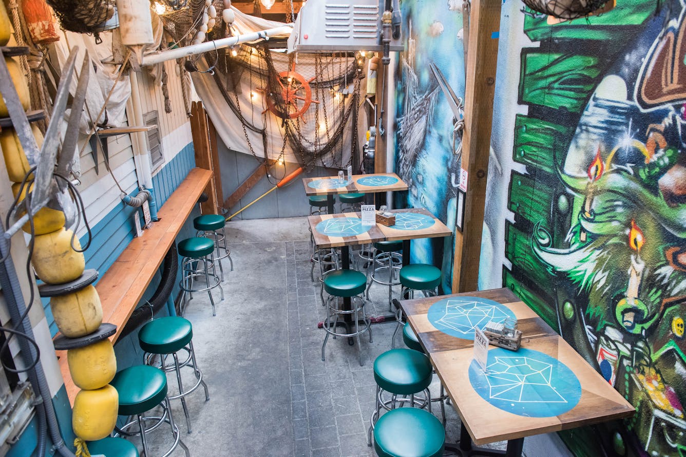 The Octopus Bar - Wallingford - Seattle - The Infatuation